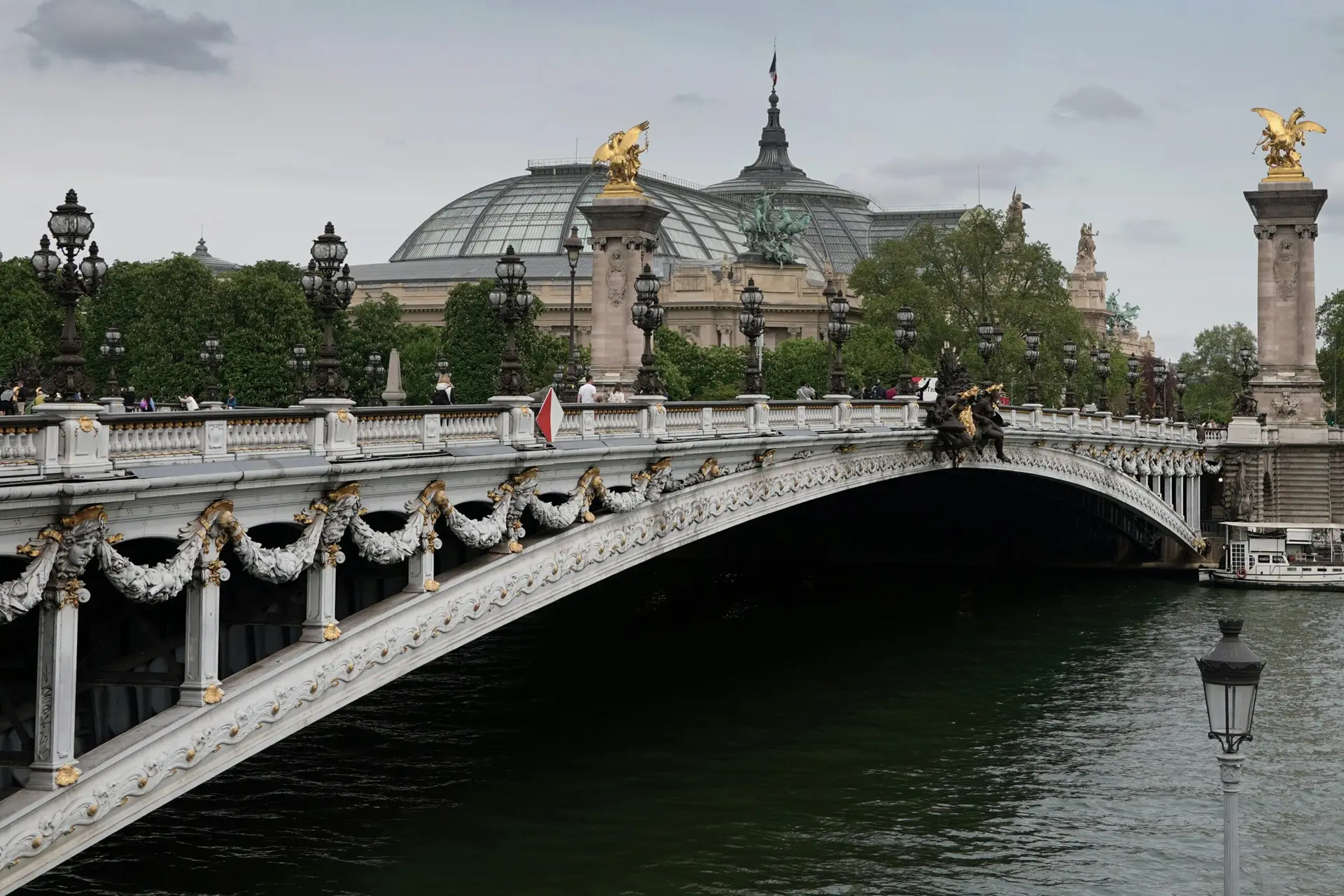 Consejos para Viajar a París y Disfrutar al Máximo (Guía 2025)